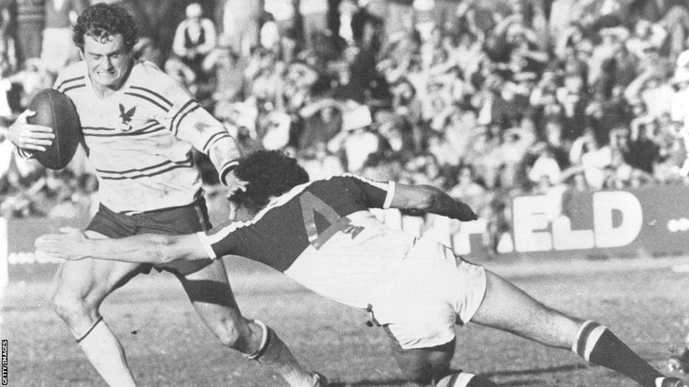 Phil Lowe: Hull KR and Great Britain legend dies, aged 74 - BBC Sport