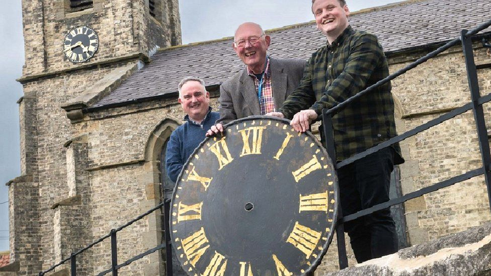 Villagers raise thousands to recreate church clock - BBC News