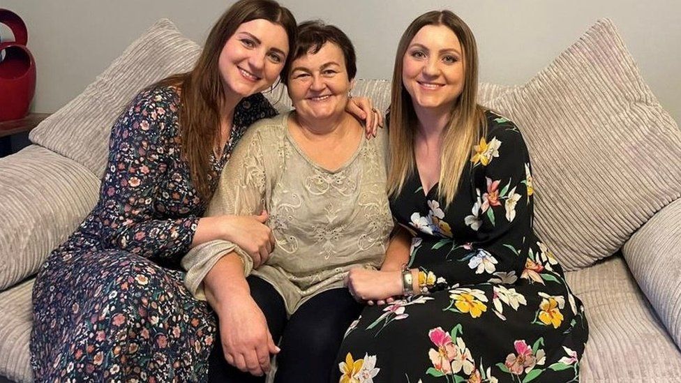 Ukraine: 'Being reunited means so much to us' - BBC News