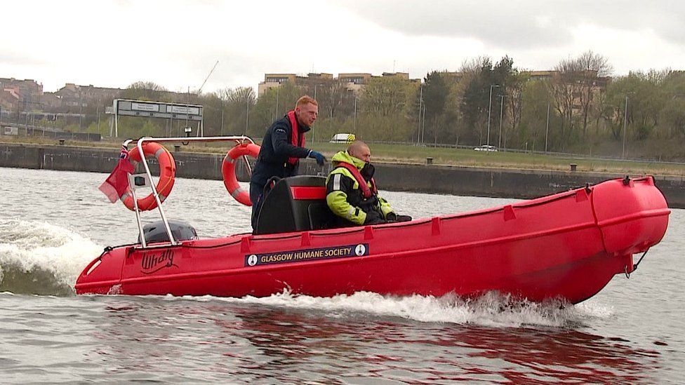 New River Clyde rescue boat 'will bring closure to families' - BBC News