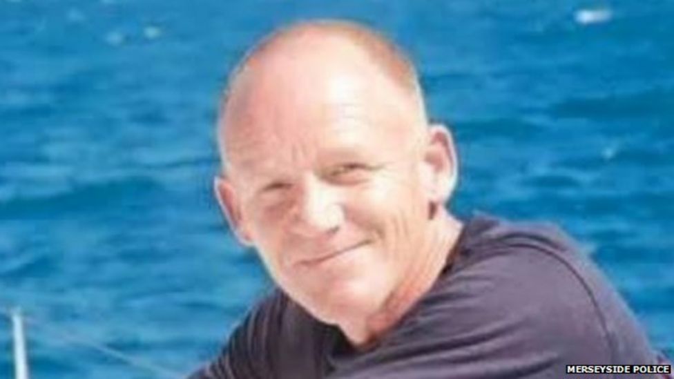 More arrests in Steven Tucker Bootle murder probe - BBC News