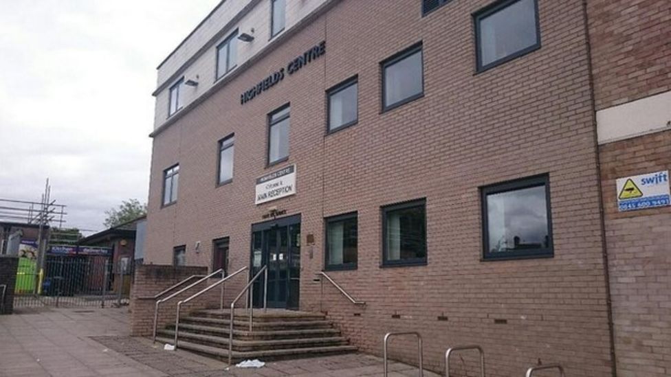 Highfields Centre Leicester loses £300k council funding - BBC News