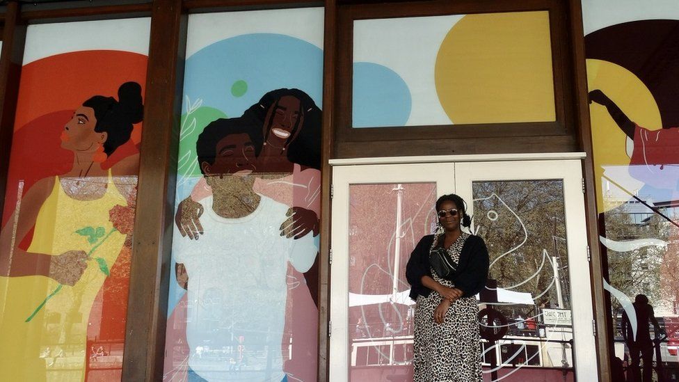 Charlotte Carter books brought back to life by Bristol artist - BBC News