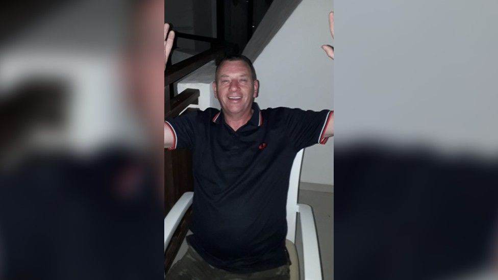 Man dies following crash on A19 in Stockton - BBC News