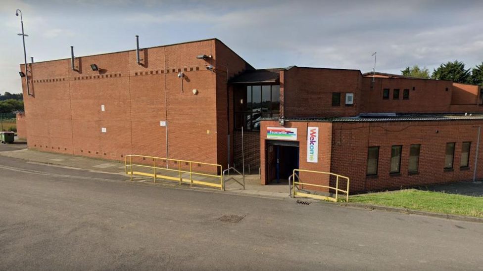 Leeds: Plans for new fitness and wellbeing hub in Gipton approved - BBC ...