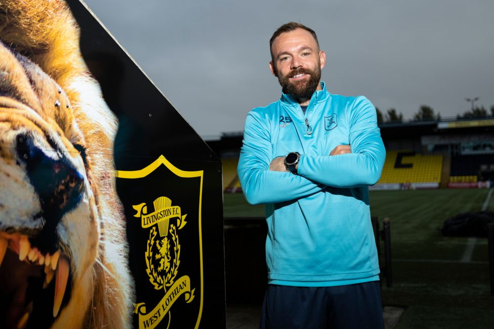 Lloyd living the dream at Livi - BBC Sport