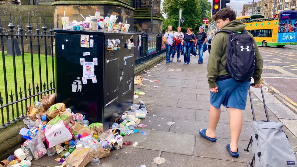 Bin Strikes Escalate Across Scotland Despite New Pay Offer Bbc News