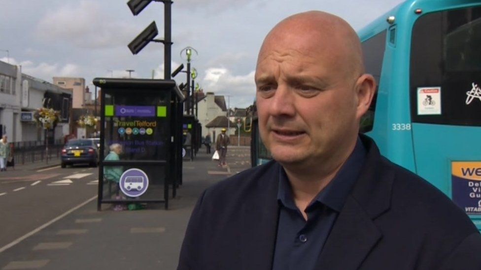 Bus passengers in Telford 'stuck' after cuts to services - BBC News