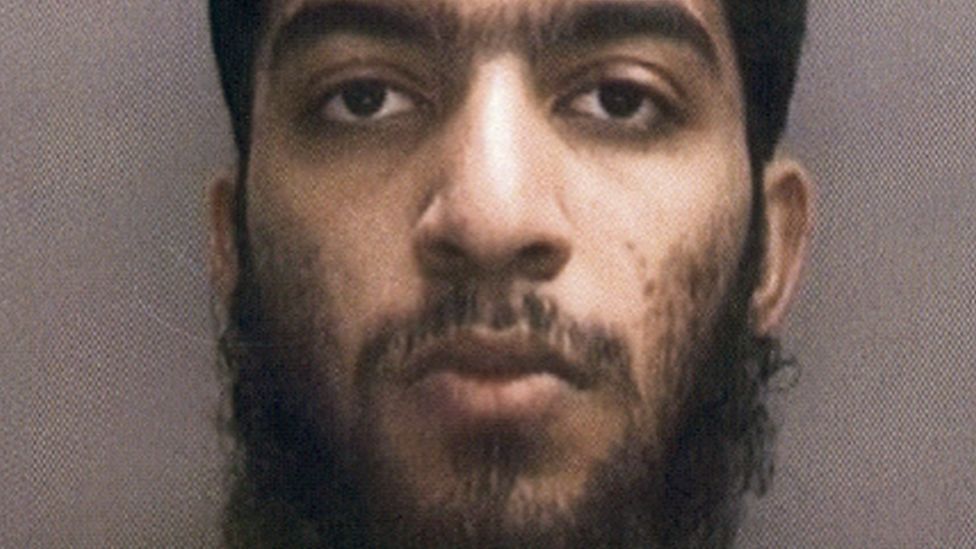 Humza Ali found guilty of trying to travel to Syria - BBC News