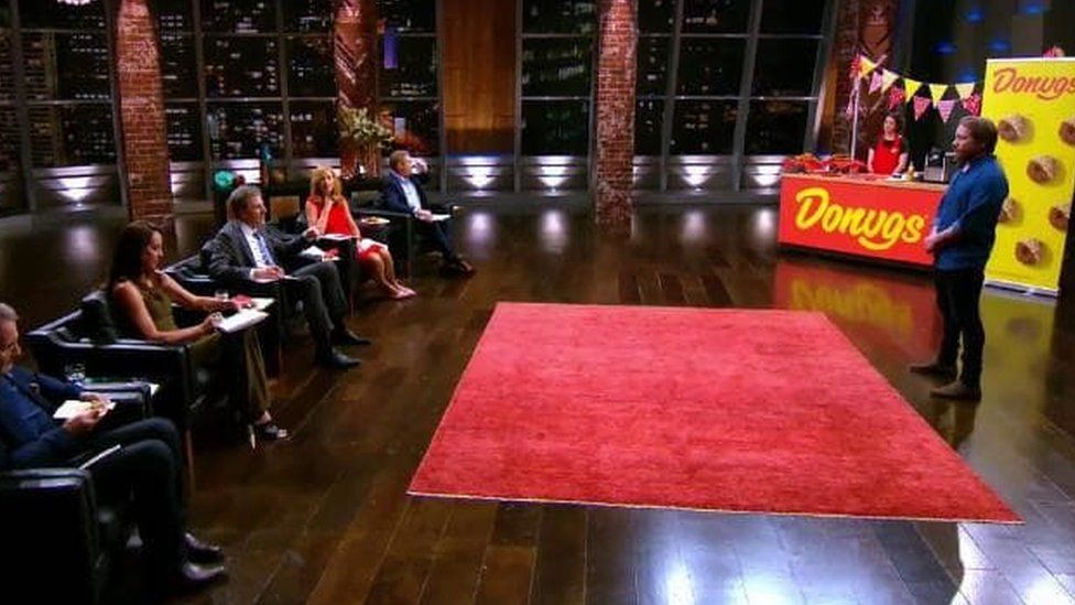 How the Donug got a Shark to bite - BBC News