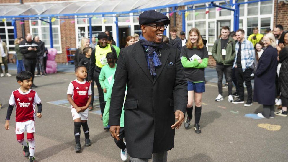 Ian Wright opens new pitch at former primary school - BBC News
