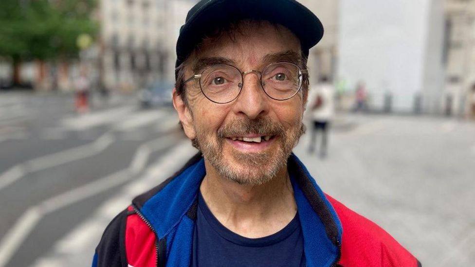 From rough sleeping to advising Prince William - BBC News