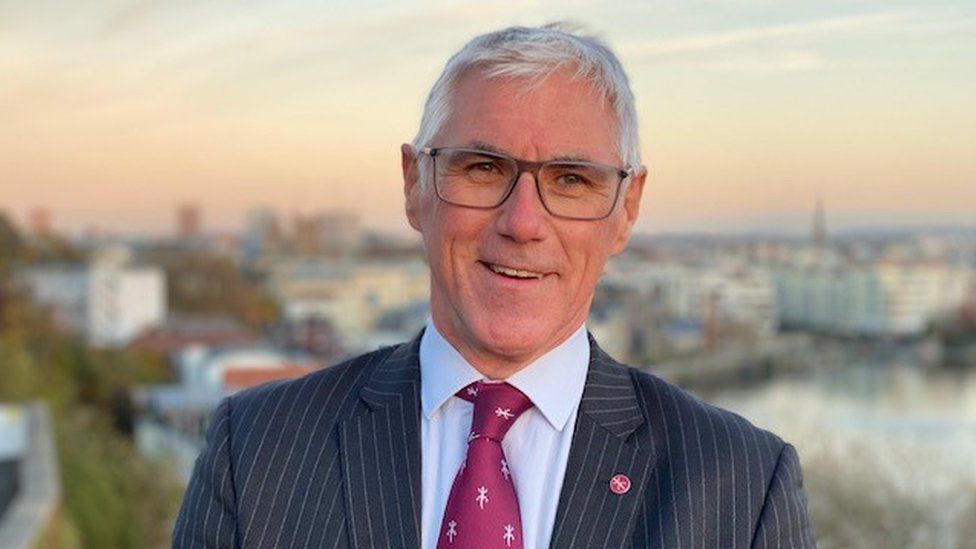 Cancer survivor 'in limbo' waiting for surgery - BBC News