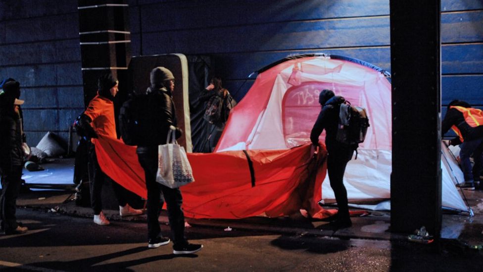 A German city has created sleep pods for the homeless - BBC Newsround
