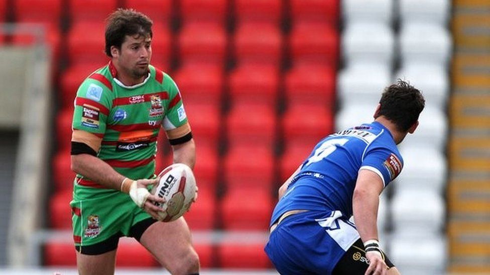 Rugby player Danny Jones' widow launches defibrillator appeal - BBC News