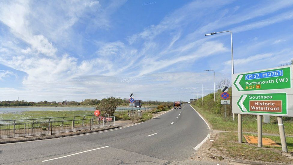 Farlington: Delay warning after crash shuts westbound A27 - BBC News