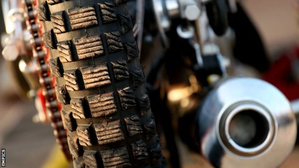 Danny Phillips: King's Lynn Young Stars rider breaks back and femur ...