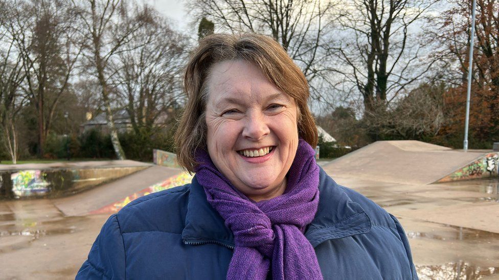 Plans revealed for new RUSH skatepark near Stroud - BBC News