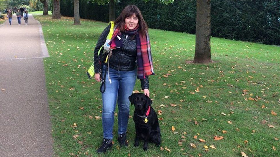 Ffrindiau sy'n werth y byd - BBC Cymru Fyw