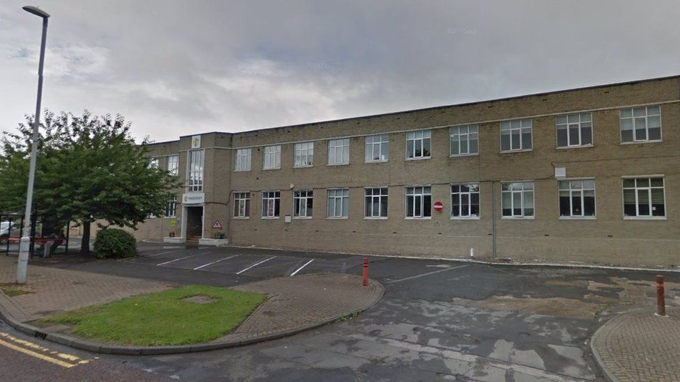 Gateshead fair trade 'pioneer' Traidcraft faces closure - BBC News