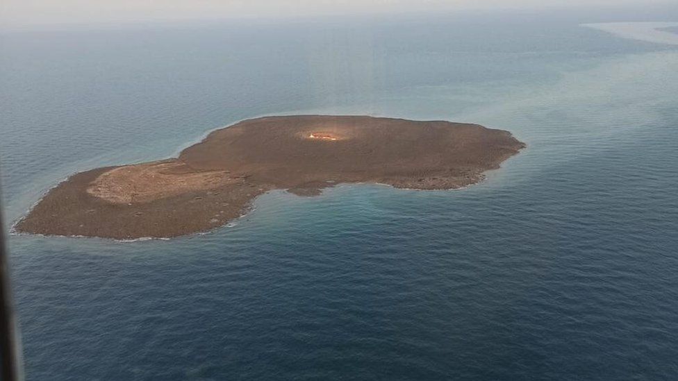 Mud volcanoes: What are they and how do they catch fire? - BBC Newsround