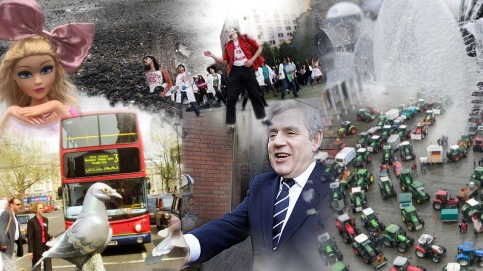 Five protests which used some pretty unusual tactics - BBC Newsround