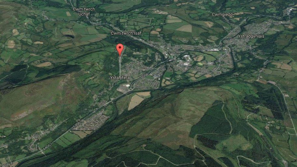 Ystalyfera landslip: Q&A on issues affecting homeowners - BBC News