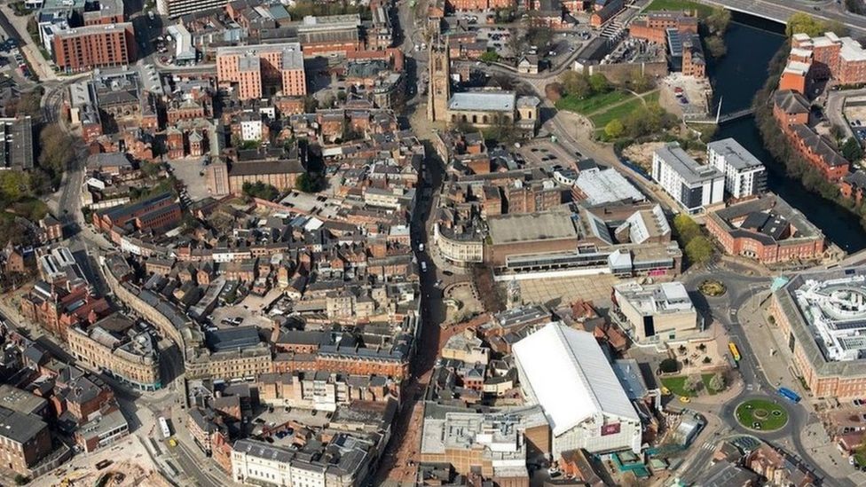 Historical England aerial pictures show Derby's past and present - BBC News