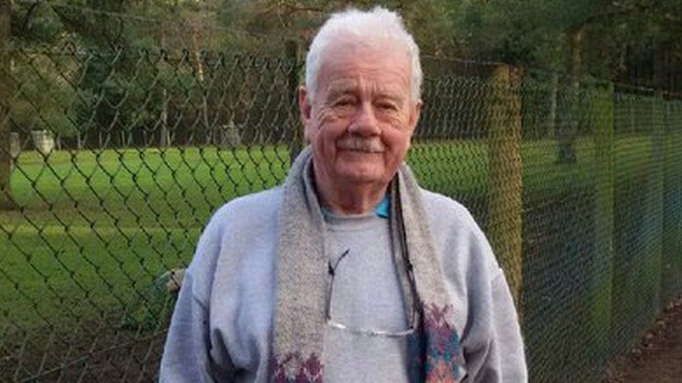 David Beresford, 72, named as man who died in crash - BBC News