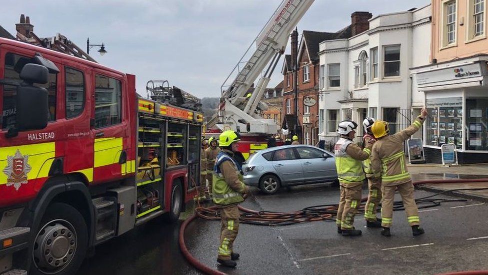Halstead wine bar: Thirty firefighters bring flames under control - BBC ...