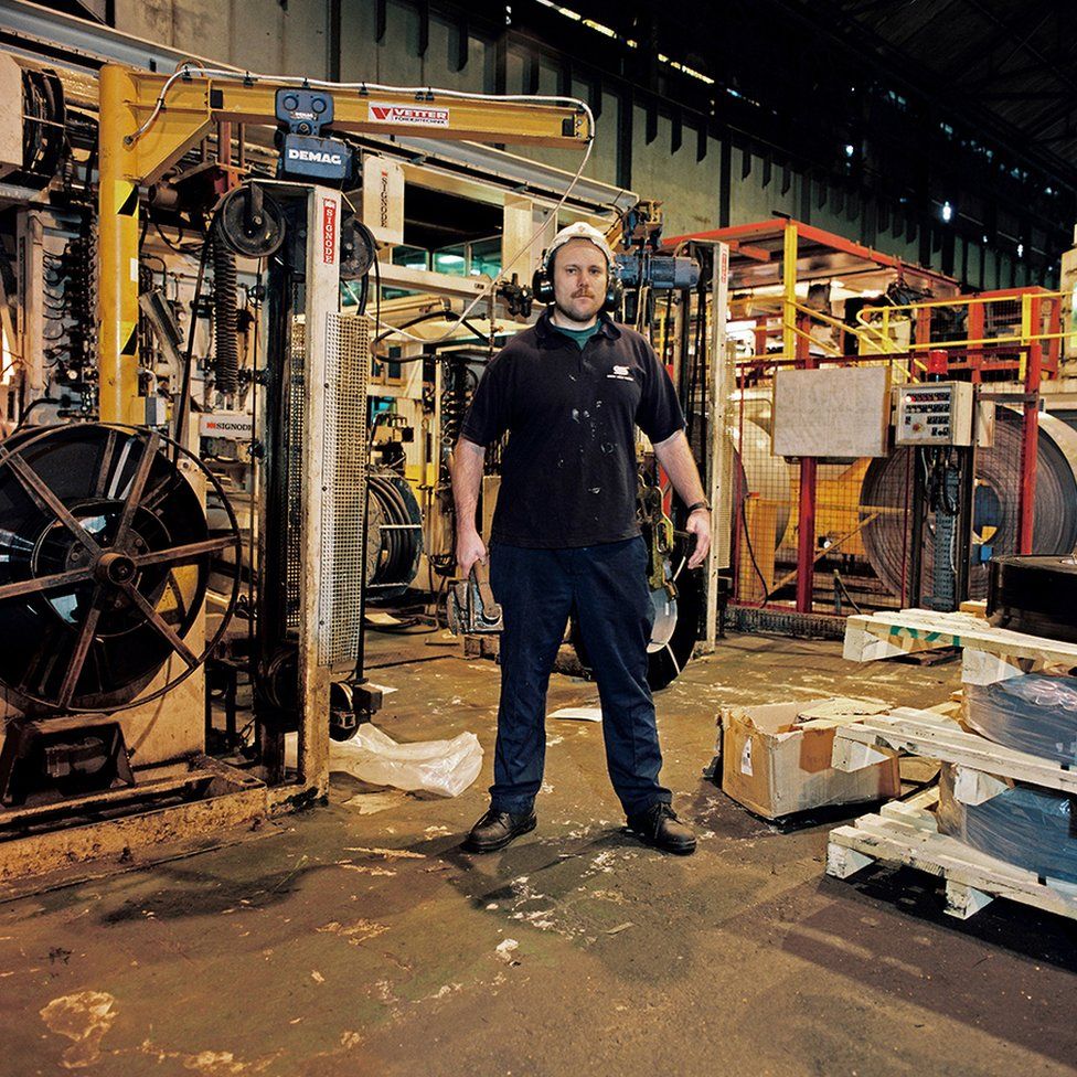 The last shift at Ebbw Vale - BBC News