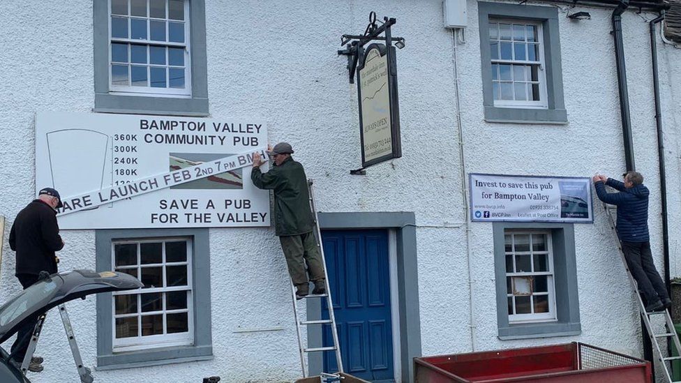 Lake District residents raise £400k to buy Bampton pub - BBC News