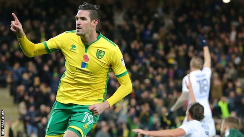 Rangers: Kyle Lafferty would be a welcome return at Ibrox, says Lee ...