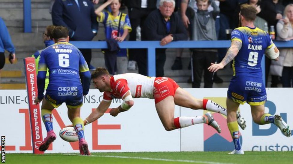Super League: Warrington Wolves 10-12 St Helens - Champions taken to ...