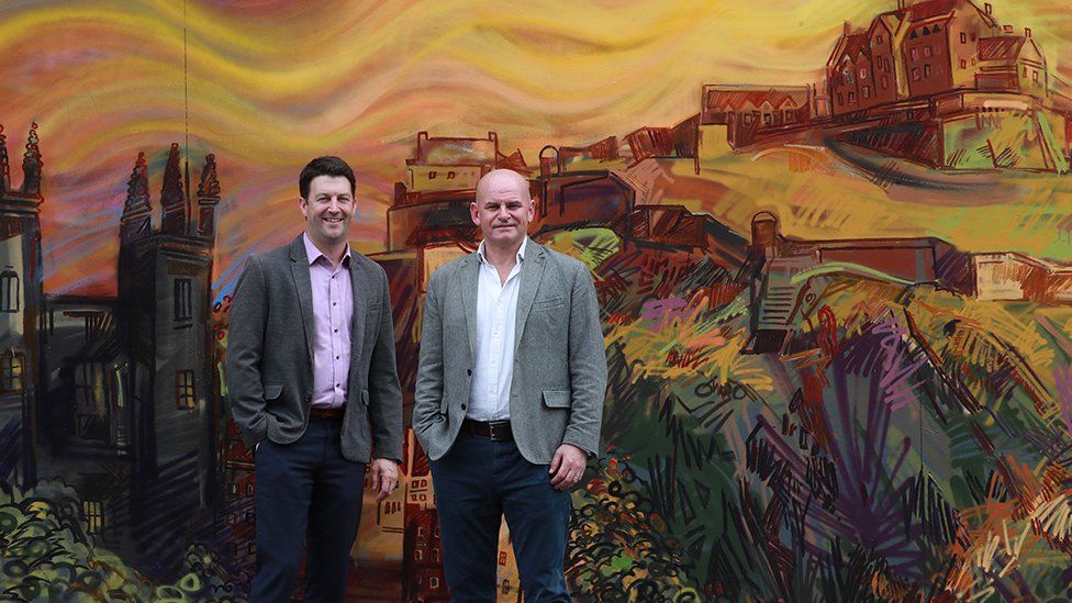 US tech firm praises Scots talent - BBC News