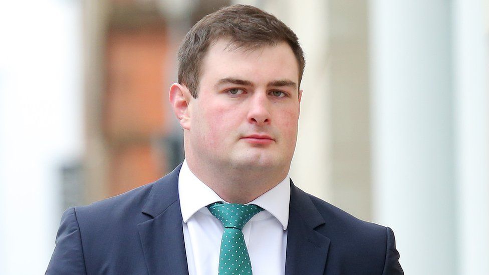 Rugby rape trial: Police handling of case criticised - BBC News