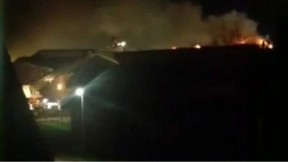 Inmate arrested after Guys Marsh prison fire - BBC News