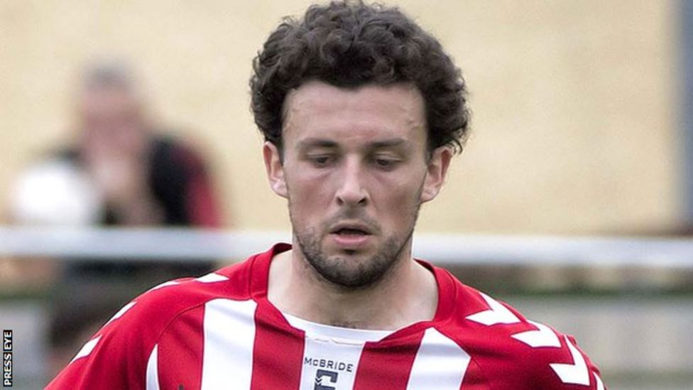 Barry McNamee leaves Derry City join Cork City - BBC Sport