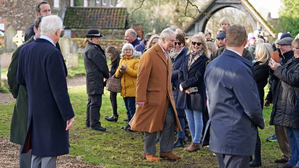 King Charles III meets well-wishers at Castle Rising in Norfolk - BBC News