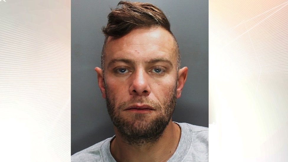 Stevenage Swingate machete attack boy detained - BBC News