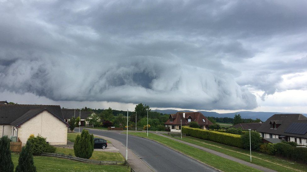 Top five clouds spotted by Weather Watchers - BBC Weather