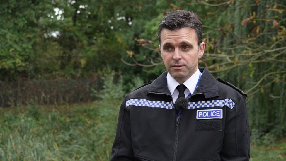 Cornwall man 'had to move away after homophobic attack' - BBC News