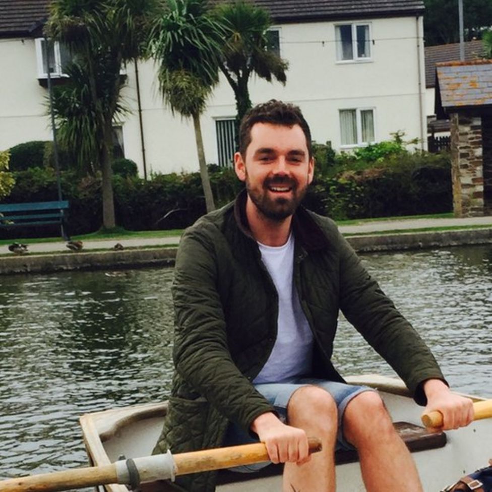 Parents devastated by Cameron House Hotel fire death - BBC News