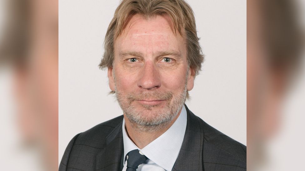 Queen’s Jubilee birthday honours: Mother appointed MBE for dyslexia ...