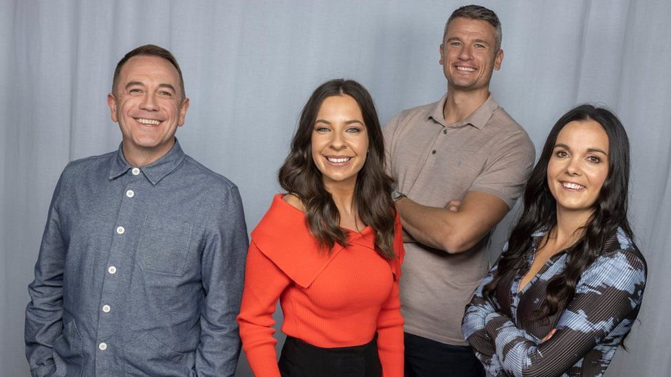 Osian Roberts a Malcolm Allen yn rhan o dîm S4C yn Qatar - BBC Cymru Fyw