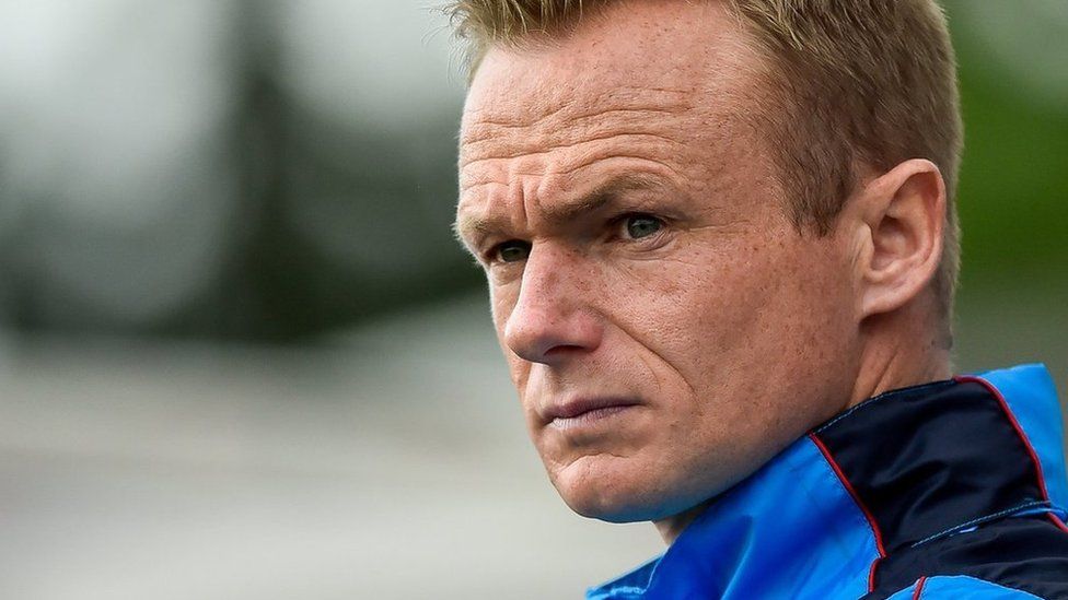 Wrecsam yn ail-benodi Dean Keates fel rheolwr - BBC Cymru Fyw