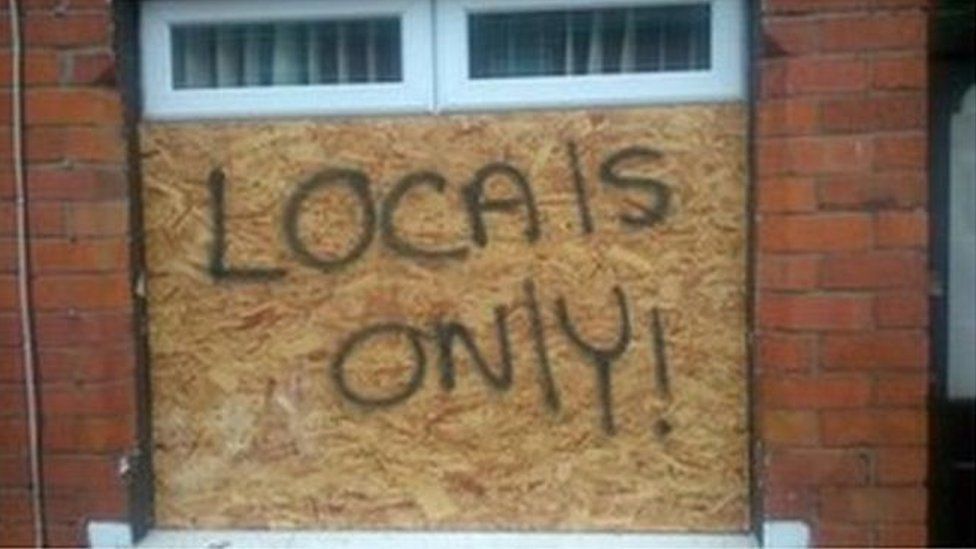 Belfast's ethnic minorities face racism and poverty, report finds - BBC ...