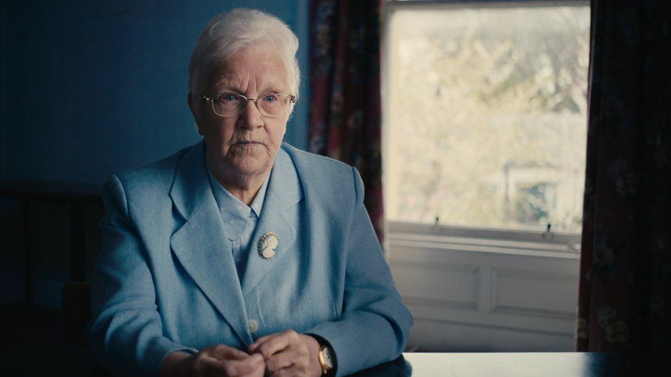 Peace Heroines celebrates pioneering women of Northern Ireland - BBC News