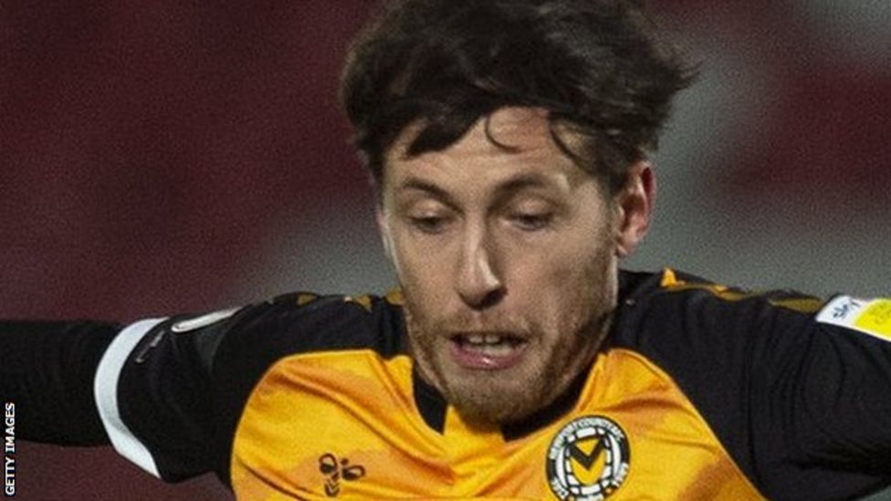 Jamie Devitt: Barrow sign Irish midfielder after Blackpool release ...