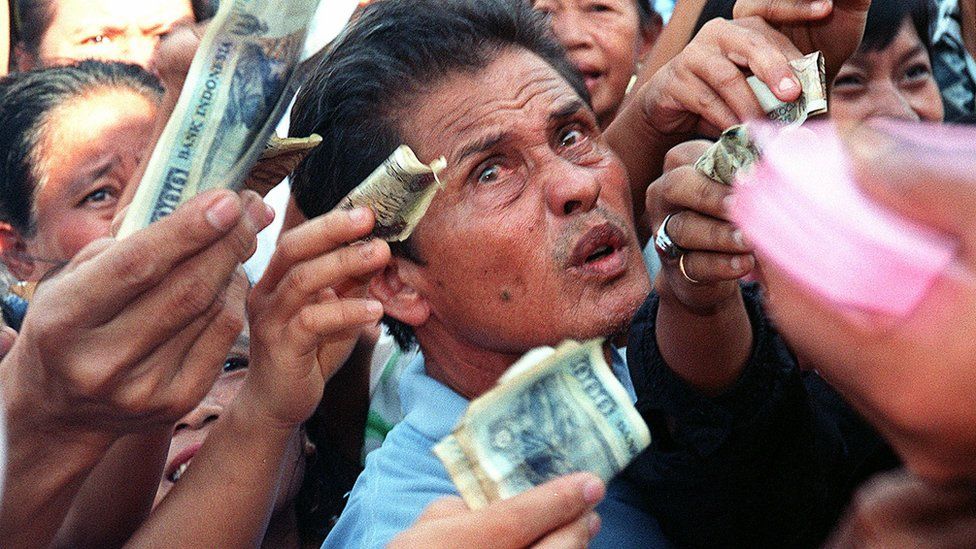 Riots and looting: my memories of Asia's financial crisis - BBC News